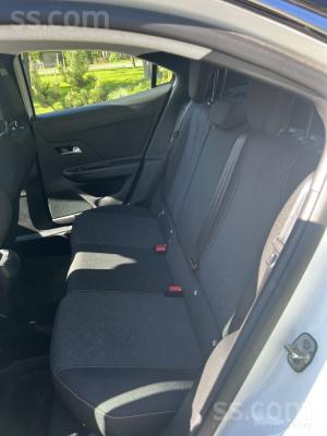 Balts Opel Mokka 2022 Rīga, ar dzinēja tilpumu 1.20 L un nobraukumu 63 tūkst. km par 14300 €, foto 10 vietnē AUTOMOTO.COM.LV