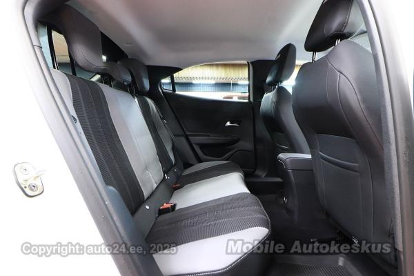 White Opel Mokka 2023 in Tallinn, with an engine capacity of 0.00 L and mileage of 8 thousand km for 21995 €, photo 11 on AUTOMOTO.COM.LV