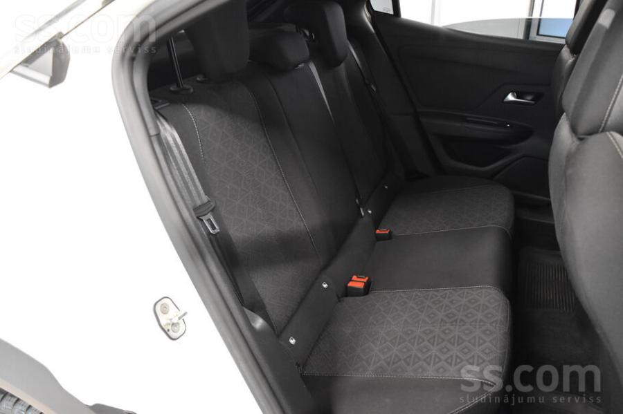 Balts Opel Mokka 2023 Rīga, ar dzinēja tilpumu 1.50 L un nobraukumu 113 tūkst. km par 11990 €, foto 16 vietnē AUTOMOTO.COM.LV