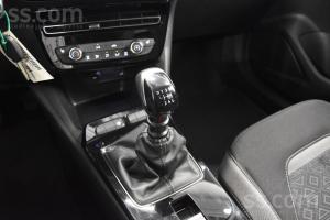 Balts Opel Mokka 2023 Rīga, ar dzinēja tilpumu 1.50 L un nobraukumu 113 tūkst. km par 11990 €, foto 17 vietnē AUTOMOTO.COM.LV