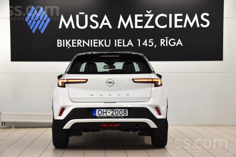 White Opel Mokka 2023 in Riga, with an engine capacity of 1.50 L and mileage of 113 thousand km for 10990 €, photo 8 on AUTOMOTO.COM.LV