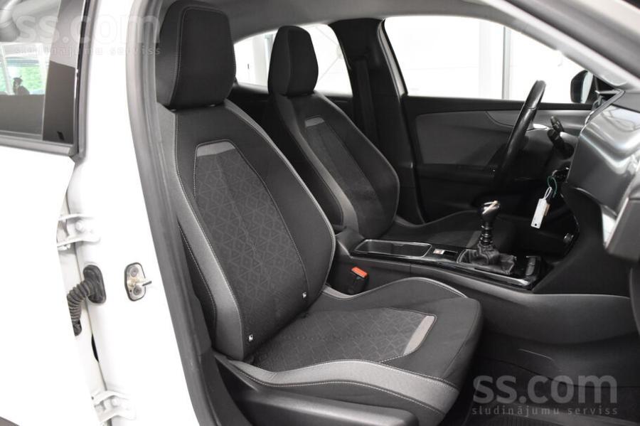 White Opel Mokka 2023 in Riga, with an engine capacity of 1.50 L and mileage of 113 thousand km for 10990 €, photo 16 on AUTOMOTO.COM.LV
