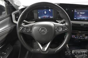White Opel Mokka 2023 in Riga, with an engine capacity of 1.50 L and mileage of 113 thousand km for 10990 €, photo 23 on AUTOMOTO.COM.LV