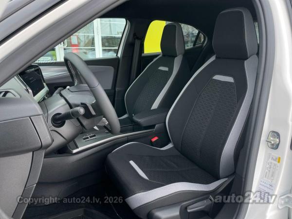 White Opel Mokka 2025 in Johvi, with an engine capacity of 1.20 L and mileage of 4 thousand km for 23500 €, photo 11 on AUTOMOTO.COM.LV