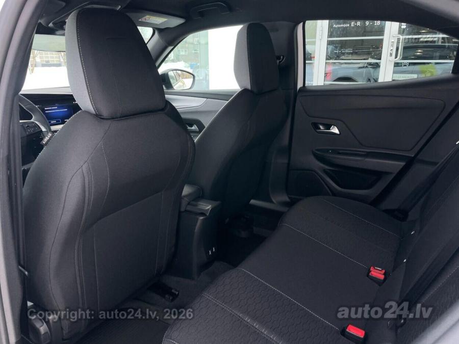 Balts Opel Mokka 2025 Jehvi, ar dzinēja tilpumu 1.20 L un nobraukumu 4 tūkst. km par 23500 €, foto 13 vietnē AUTOMOTO.COM.LV