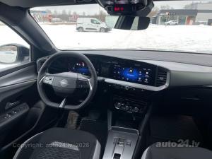Balts Opel Mokka 2025 Jehvi, ar dzinēja tilpumu 1.20 L un nobraukumu 4 tūkst. km par 23500 €, foto 17 vietnē AUTOMOTO.COM.LV
