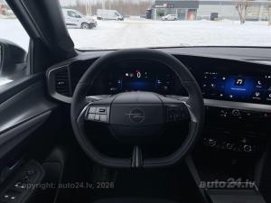 Balts Opel Mokka 2025 Jehvi, ar dzinēja tilpumu 1.20 L un nobraukumu 4 tūkst. km par 23500 €, foto 18 vietnē AUTOMOTO.COM.LV