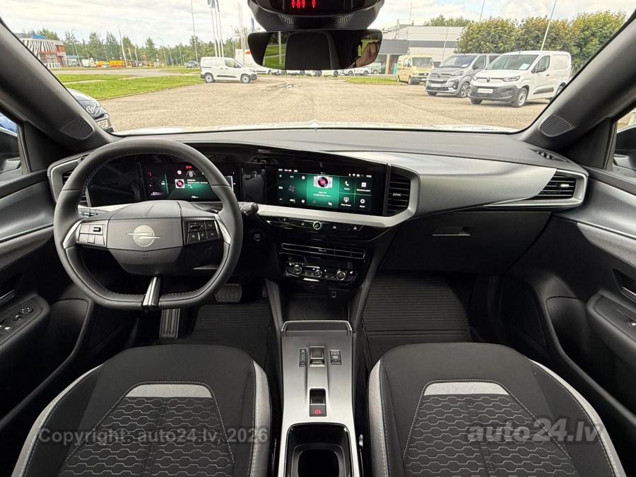 Белый Опель Mokka 2025 в Йыхви, объемом двигателя 1.20 л и пробегом 8 тыс. км за 22490 €, фото 12 на AUTOMOTO.COM.LV