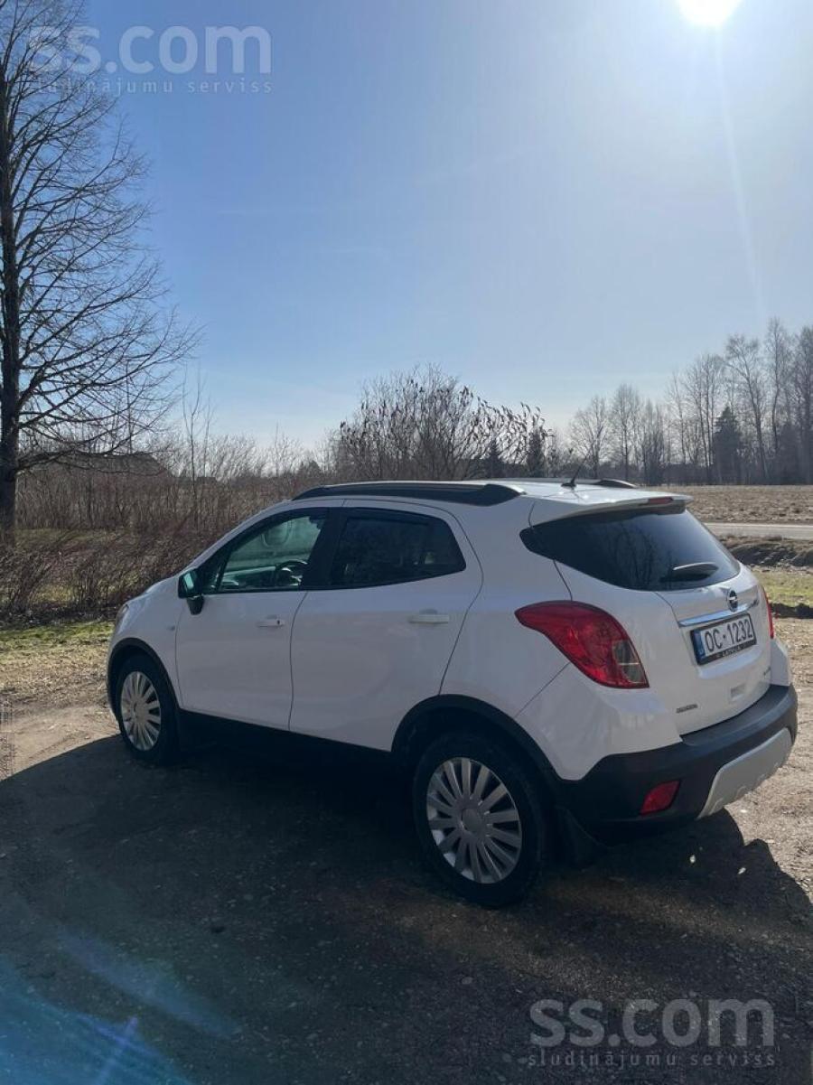Balts Opel Mokka 2015 Tukums, ar dzinēja tilpumu 1.60 L un nobraukumu 316 tūkst. km par 6300 €, foto 3 vietnē AUTOMOTO.COM.LV