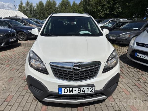 White Opel Mokka 2015 in Talsi, with an engine capacity of 1.60 L and mileage of 165 thousand km for 6990 €, photo 7 on AUTOMOTO.COM.LV