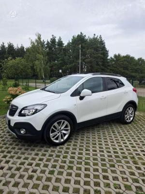 White Opel Mokka 2016 in Ukmerge, with an engine capacity of 1.60 L and mileage of 161 thousand km for 12000 €, photo  on AUTOMOTO.COM.LV