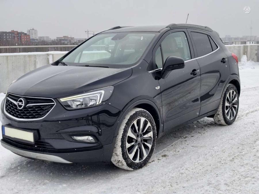 Black Opel Mokka X 2016 in Vilnius, with an engine capacity of 1.40 L and mileage of 221 thousand km for 8700 €, photo 1 on AUTOMOTO.COM.LV