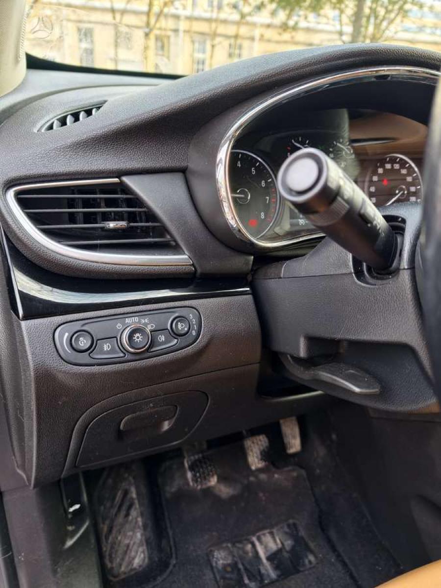 Black Opel Mokka X 2016 in Vilnius, with an engine capacity of 1.40 L and mileage of 221 thousand km for 8700 €, photo 15 on AUTOMOTO.COM.LV