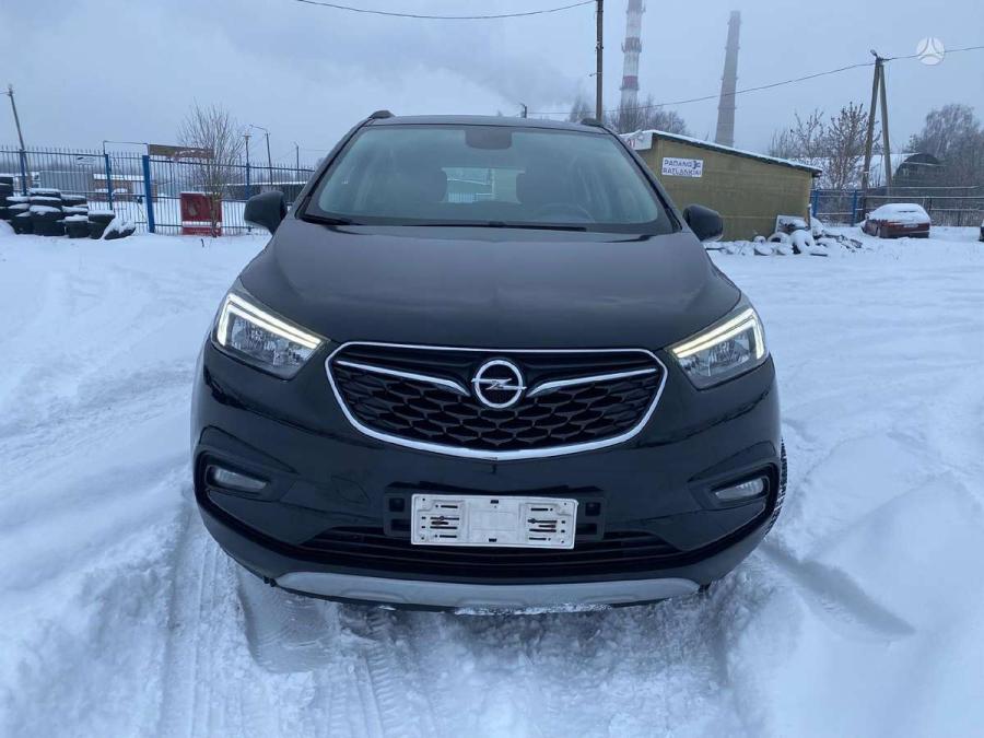 Black Opel Mokka X 2017 in Panevezys, with an engine capacity of 1.60 L and mileage of 133 thousand km for 5700 €, photo 14 on AUTOMOTO.COM.LV