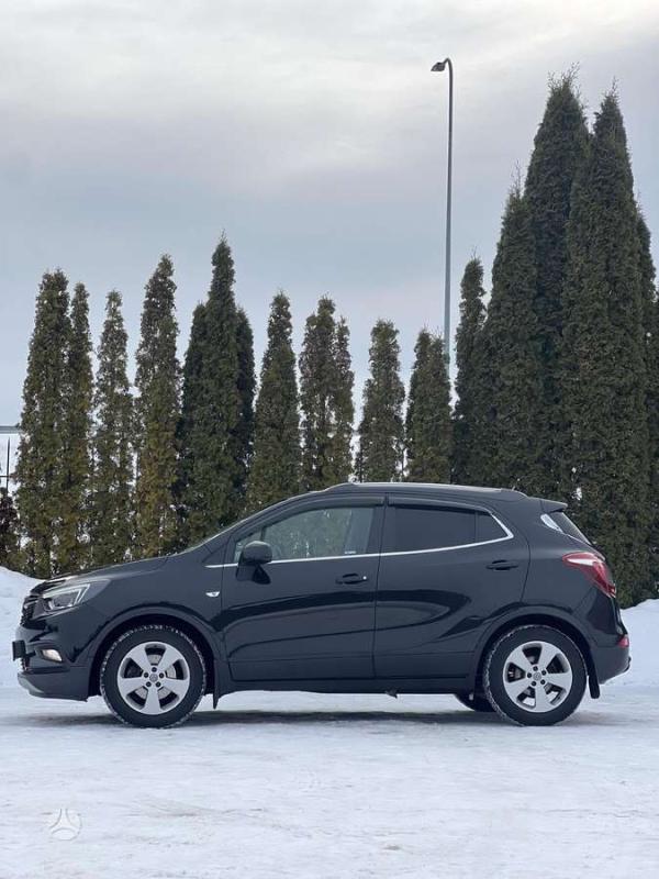 Black Opel Mokka X 2017 in Vilnius, with an engine capacity of 1.60 L and mileage of 115 thousand km for 11000 €, photo 6 on AUTOMOTO.COM.LV