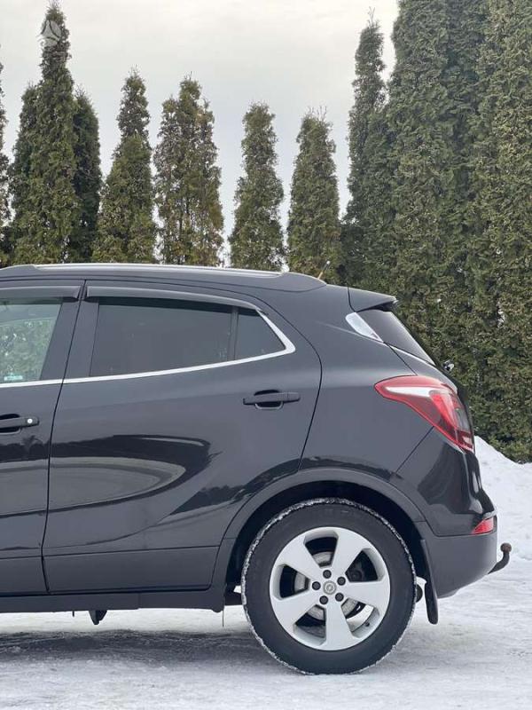 Black Opel Mokka X 2017 in Vilnius, with an engine capacity of 1.60 L and mileage of 115 thousand km for 11000 €, photo 8 on AUTOMOTO.COM.LV