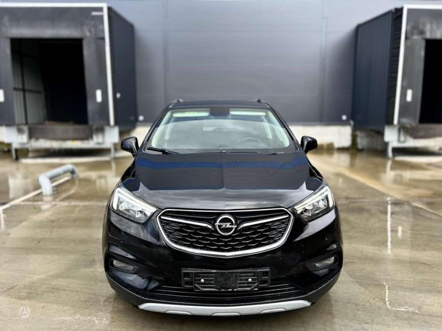 Black Opel Mokka X 2017 in Panevezys, with an engine capacity of 1.60 L and mileage of 295 thousand km for 6300 €, photo 6 on AUTOMOTO.COM.LV