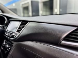 Black Opel Mokka X 2017 in Panevezys, with an engine capacity of 1.60 L and mileage of 295 thousand km for 6300 €, photo 28 on AUTOMOTO.COM.LV