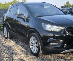 Black Opel Mokka X 2017 in Vilkaviskis, with an engine capacity of 1.60 L and mileage of 172 thousand km for 7800 €, photo 5 on AUTOMOTO.COM.LV