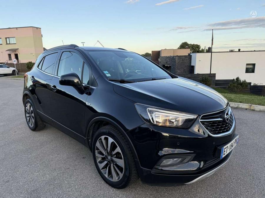 Black Opel Mokka X 2018 in Taurage, with an engine capacity of 1.60 L and mileage of 171 thousand km for 7900 €, photo 12 on AUTOMOTO.COM.LV