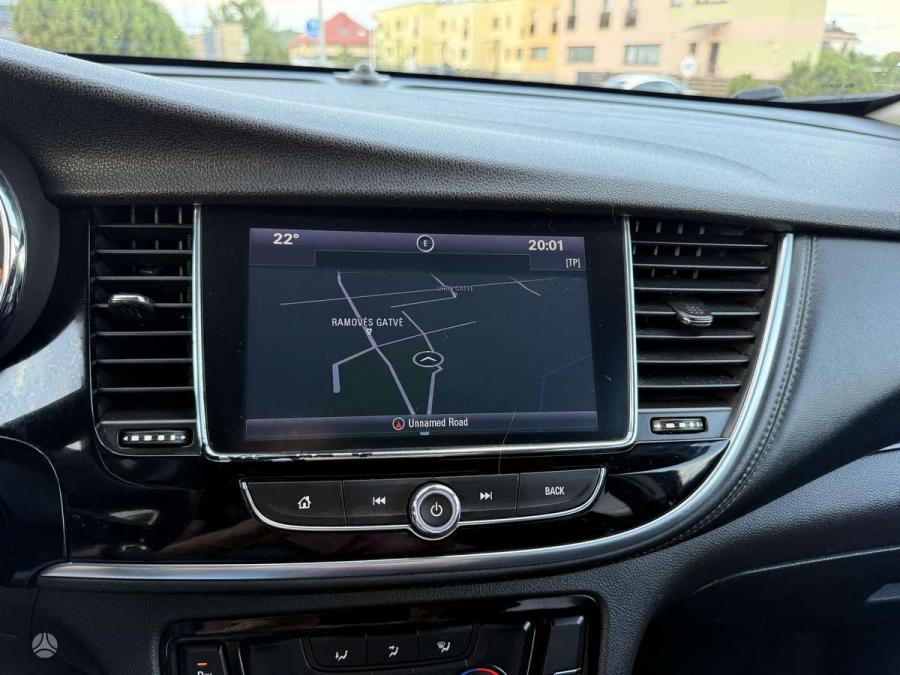Black Opel Mokka X 2018 in Taurage, with an engine capacity of 1.60 L and mileage of 171 thousand km for 7900 €, photo 22 on AUTOMOTO.COM.LV
