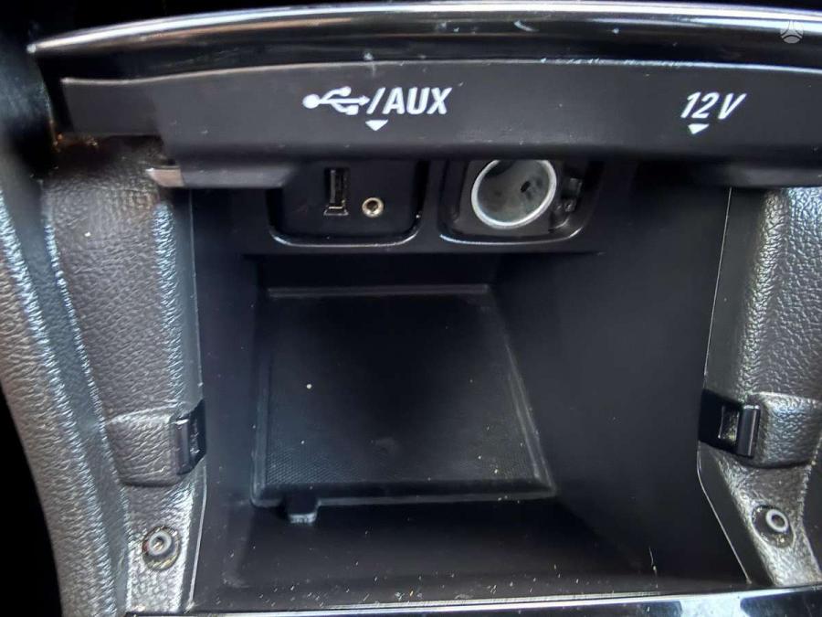 Black Opel Mokka X 2018 in Taurage, with an engine capacity of 1.60 L and mileage of 171 thousand km for 7900 €, photo 24 on AUTOMOTO.COM.LV