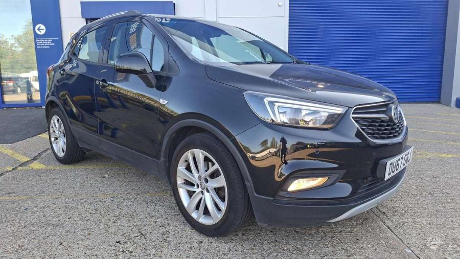 Black Opel Mokka X 2018 in Siauliai, with an engine capacity of 1.36 L and mileage of 99 thousand km for 3299 €, photo 1 on AUTOMOTO.COM.LV