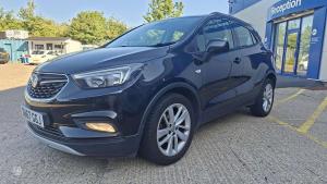 Black Opel Mokka X 2018 in Siauliai, with an engine capacity of 1.36 L and mileage of 99 thousand km for 3299 €, photo 4 on AUTOMOTO.COM.LV