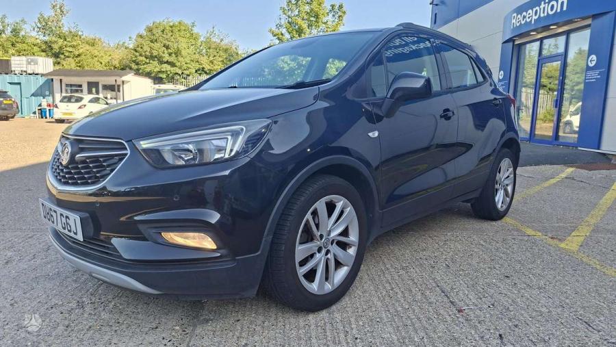 Black Opel Mokka X 2018 in Siauliai, with an engine capacity of 1.36 L and mileage of 99 thousand km for 3299 €, photo 4 on AUTOMOTO.COM.LV