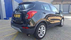 Black Opel Mokka X 2018 in Siauliai, with an engine capacity of 1.36 L and mileage of 99 thousand km for 3299 €, photo 5 on AUTOMOTO.COM.LV