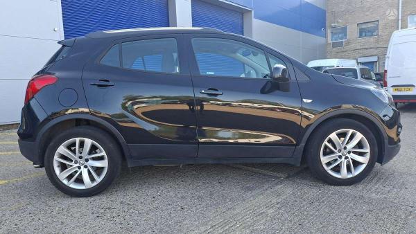 Black Opel Mokka X 2018 in Siauliai, with an engine capacity of 1.36 L and mileage of 99 thousand km for 3299 €, photo 8 on AUTOMOTO.COM.LV