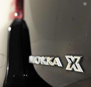 Black Opel Mokka X 2019 in Klaipeda, with an engine capacity of 1.60 L and mileage of 187 thousand km for 10799 €, photo 5 on AUTOMOTO.COM.LV