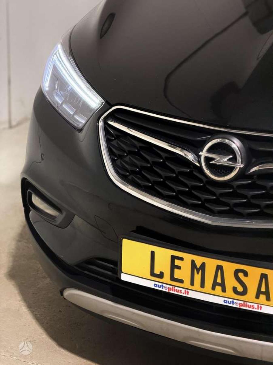 Black Opel Mokka X 2019 in Klaipeda, with an engine capacity of 1.60 L and mileage of 187 thousand km for 10799 €, photo 22 on AUTOMOTO.COM.LV