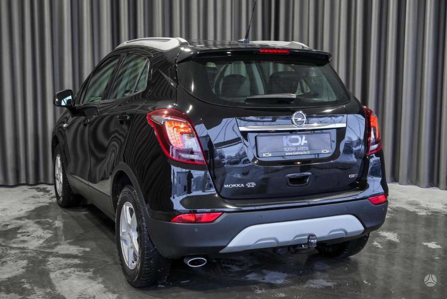 Black Opel Mokka X 2019 in Marijampole, with an engine capacity of 1.60 L and mileage of 166 thousand km for 8450 €, photo 9 on AUTOMOTO.COM.LV