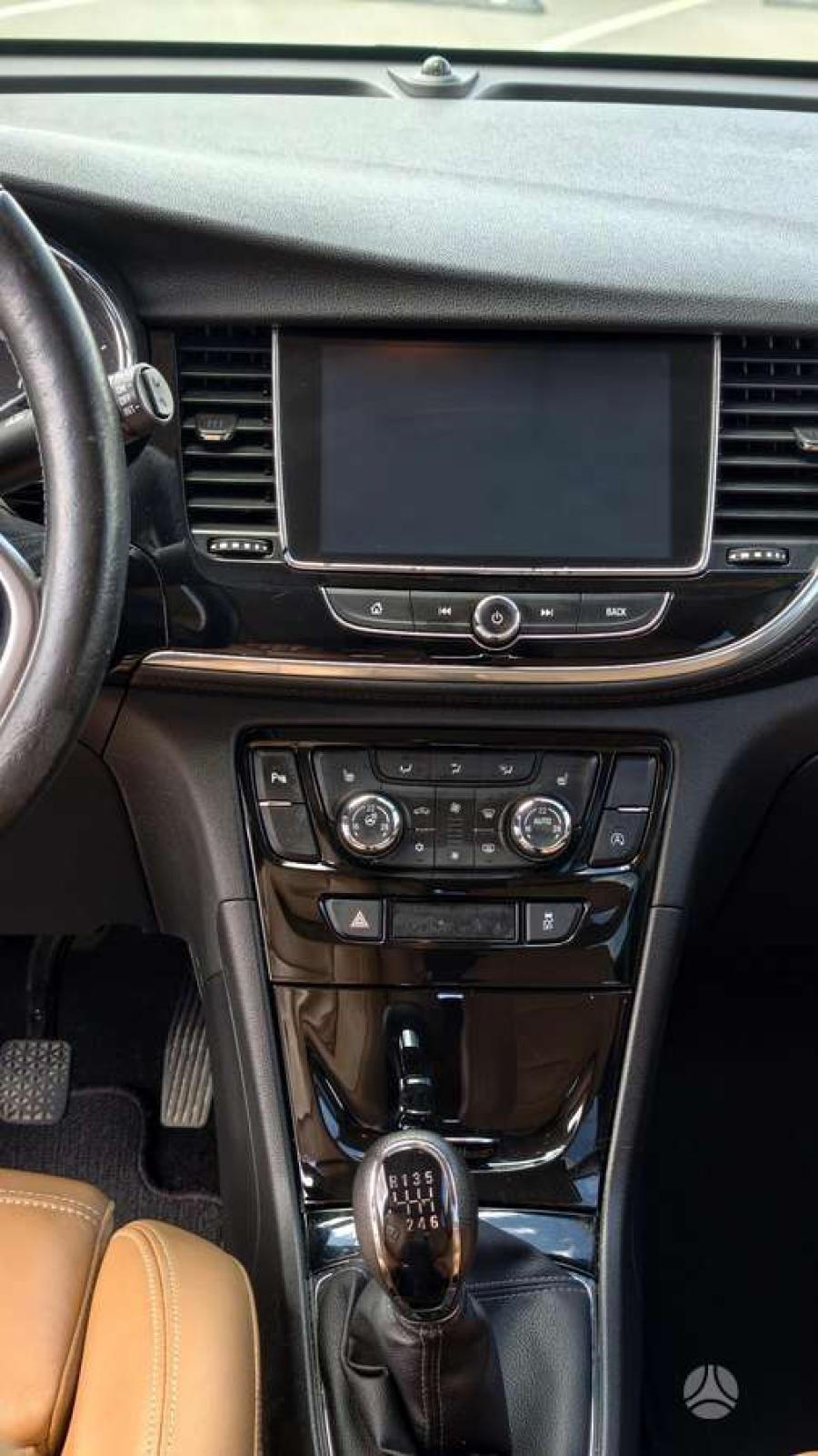 Brūns Opel Mokka X 2016 Viļņa, ar dzinēja tilpumu 1.40 L un nobraukumu 221 tūkst. km par 7900 €, foto 17 vietnē AUTOMOTO.COM.LV