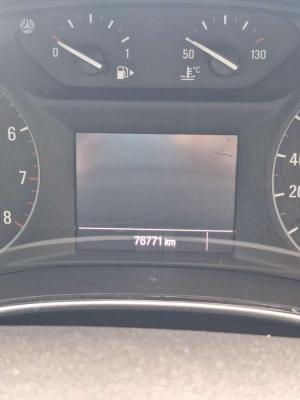Brown Opel Mokka X 2017 in Vilnius, with an engine capacity of 1.60 L and mileage of 77 thousand km for 8900 €, photo 3 on AUTOMOTO.COM.LV