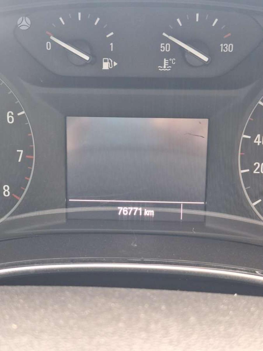 Brown Opel Mokka X 2017 in Vilnius, with an engine capacity of 1.60 L and mileage of 77 thousand km for 8900 €, photo 3 on AUTOMOTO.COM.LV