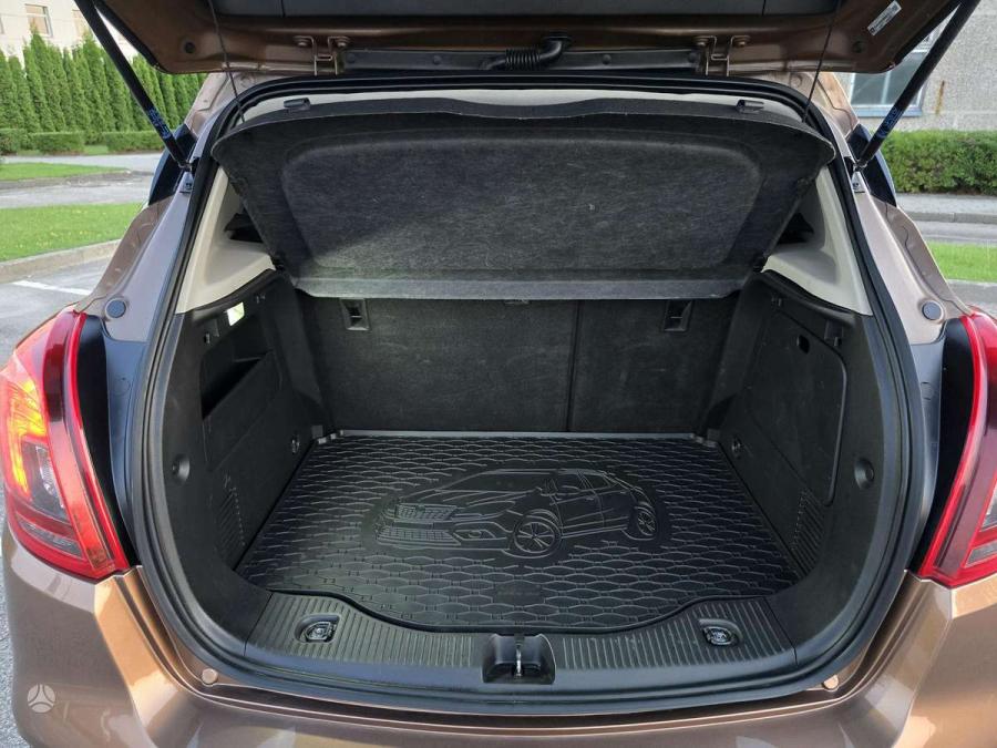 Brūns Opel Mokka X 2017 Šauļi, ar dzinēja tilpumu 1.36 L un nobraukumu 122 tūkst. km par 8850 €, foto 46 vietnē AUTOMOTO.COM.LV