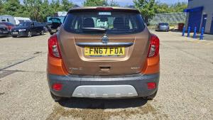 Brown Opel Mokka X 2017 in Siauliai, with an engine capacity of 1.60 L and mileage of 167 thousand km for 3299 €, photo 6 on AUTOMOTO.COM.LV