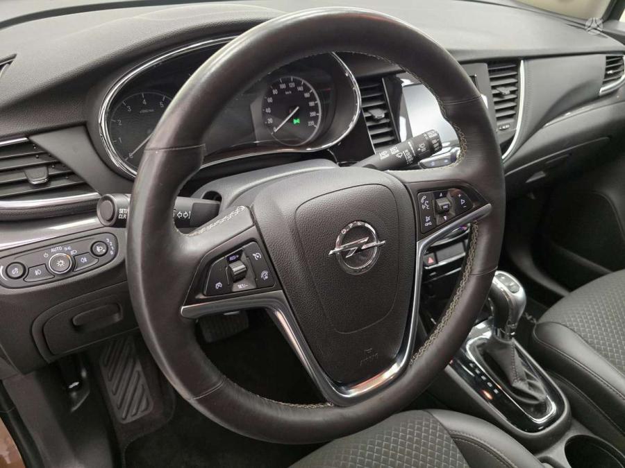 Brown Opel Mokka X 2017 in Vilnius, with an engine capacity of 1.36 L and mileage of 79 thousand km for 10990 €, photo 15 on AUTOMOTO.COM.LV
