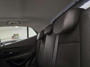 Brown Opel Mokka X 2017 in Vilnius, with an engine capacity of 1.36 L and mileage of 79 thousand km for 10990 €, photo 37 on AUTOMOTO.COM.LV