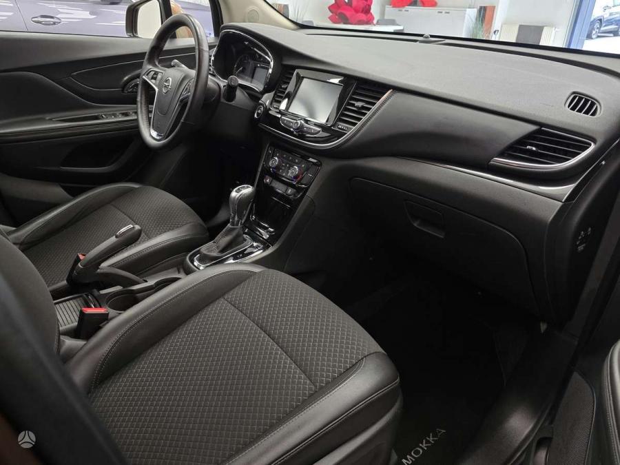 Brown Opel Mokka X 2017 in Vilnius, with an engine capacity of 1.36 L and mileage of 79 thousand km for 10990 €, photo 38 on AUTOMOTO.COM.LV