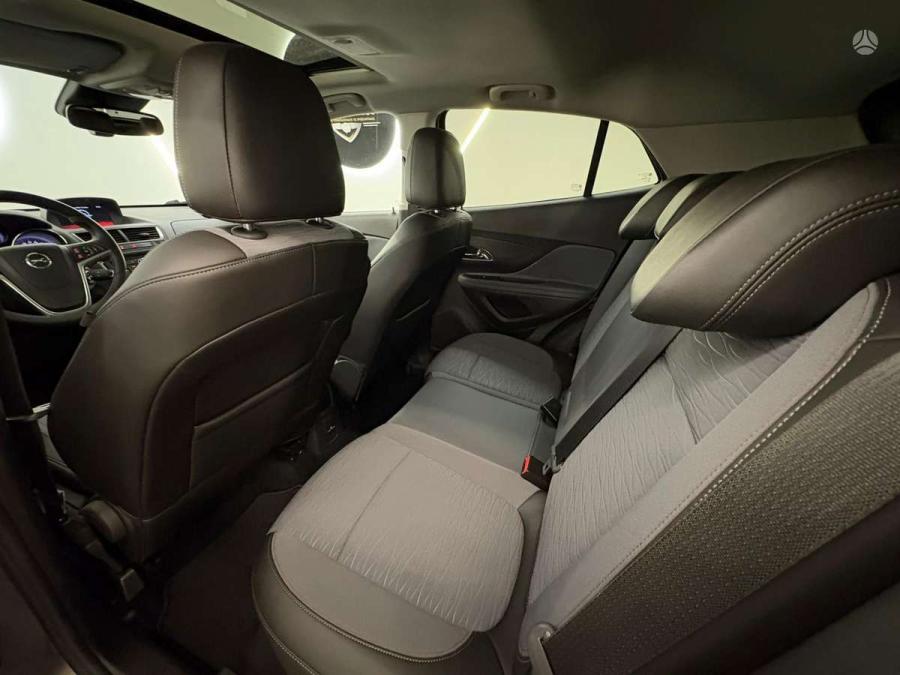 Pelēks Opel Mokka X 2015 Marijampole, ar dzinēja tilpumu 1.60 L un nobraukumu 152 tūkst. km par 7600 €, foto 16 vietnē AUTOMOTO.COM.LV