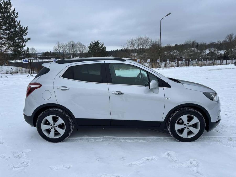 Grey Opel Mokka X 2016 in Alytus, with an engine capacity of 1.60 L and mileage of 268 thousand km for 9250 €, photo 4 on AUTOMOTO.COM.LV