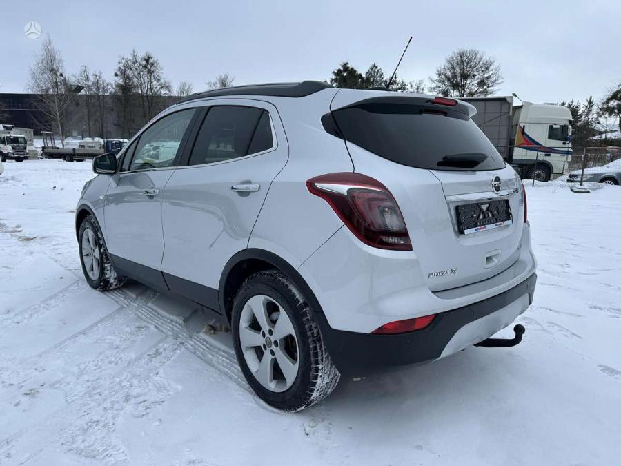 Grey Opel Mokka X 2016 in Alytus, with an engine capacity of 1.60 L and mileage of 268 thousand km for 9250 €, photo 7 on AUTOMOTO.COM.LV