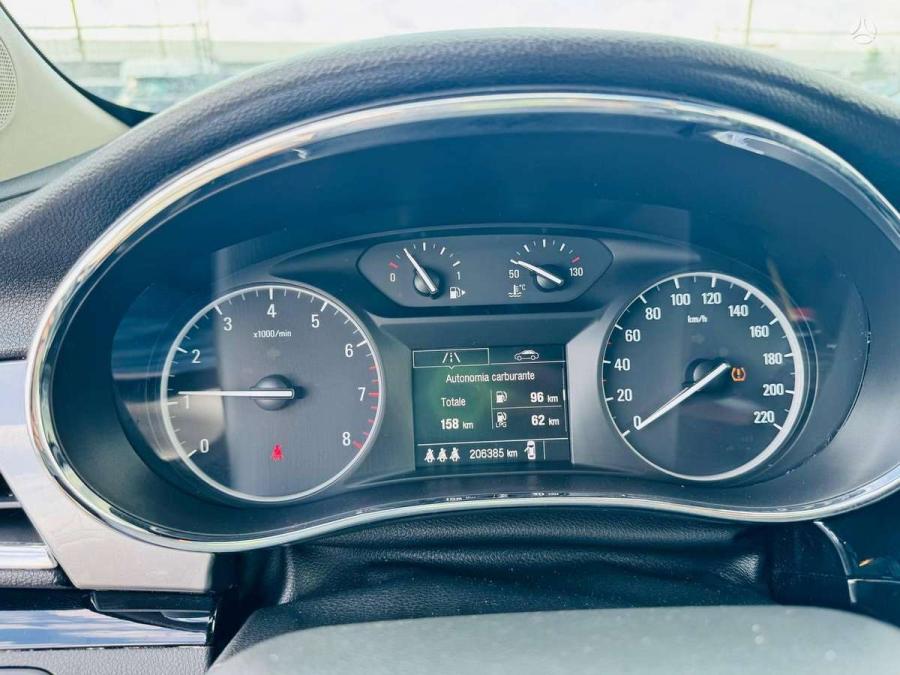 Grey Opel Mokka X 2016 in Kaunas, with an engine capacity of 1.36 L and mileage of 206 thousand km for 7100 €, photo 12 on AUTOMOTO.COM.LV