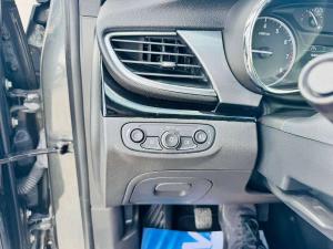 Grey Opel Mokka X 2016 in Kaunas, with an engine capacity of 1.36 L and mileage of 206 thousand km for 7100 €, photo 14 on AUTOMOTO.COM.LV