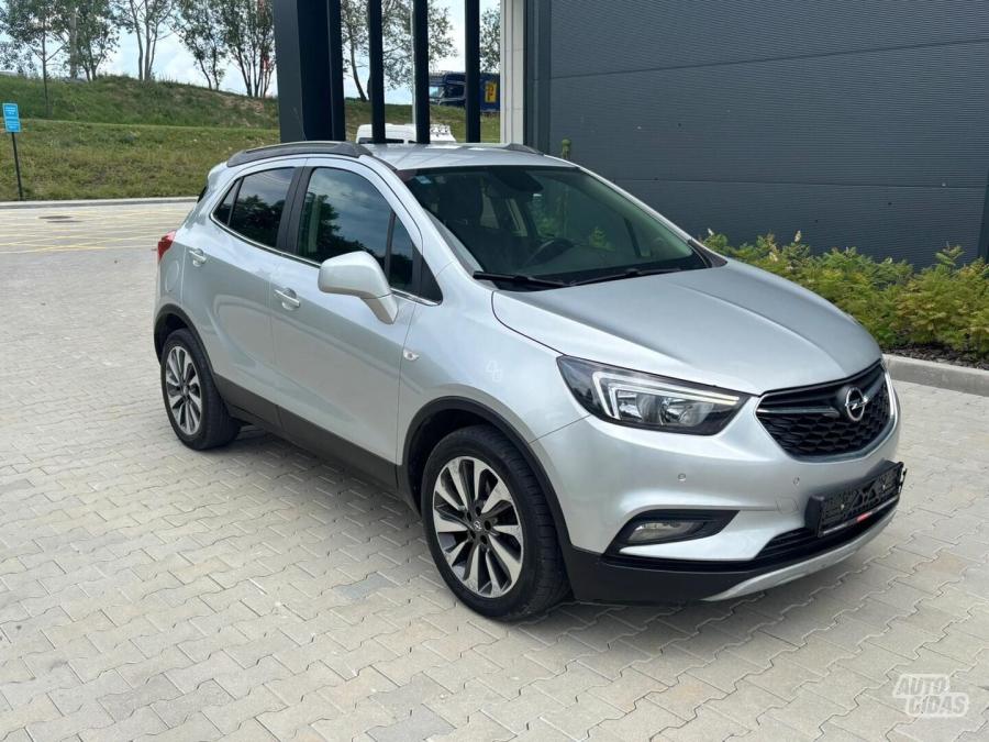 Grey Opel Mokka X 2017 in Vilnius, with an engine capacity of 1.60 L and mileage of 152 thousand km for 7950 €, photo 3 on AUTOMOTO.COM.LV