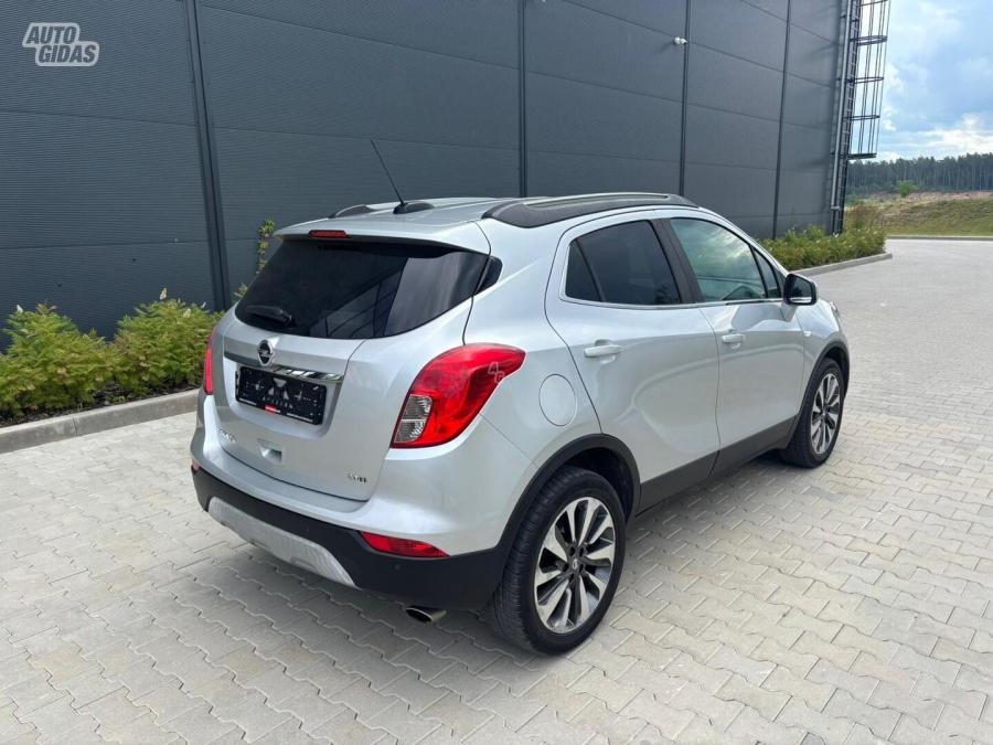Grey Opel Mokka X 2017 in Vilnius, with an engine capacity of 1.60 L and mileage of 152 thousand km for 7950 €, photo 5 on AUTOMOTO.COM.LV