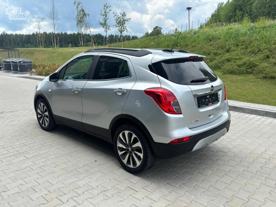 Grey Opel Mokka X 2017 in Vilnius, with an engine capacity of 1.60 L and mileage of 152 thousand km for 7950 €, photo 7 on AUTOMOTO.COM.LV